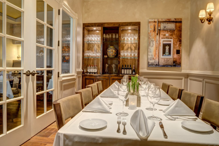 Via Roma - Conte Restaurant Group